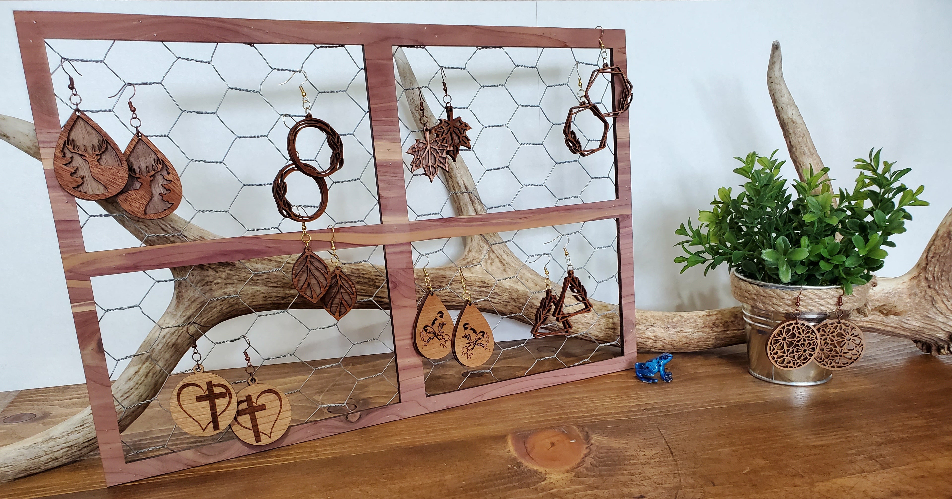 Rustic Frog Creations